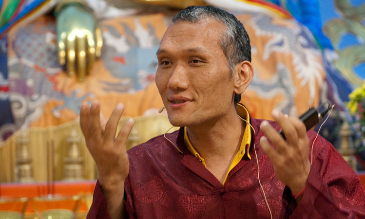 Episode 14. "From Reactivity to Joyful Effort: Balancing the Mind in ...